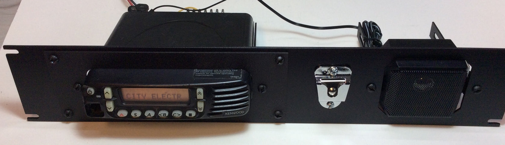 19" Rack Panel for Single Radio Mounting Speaker